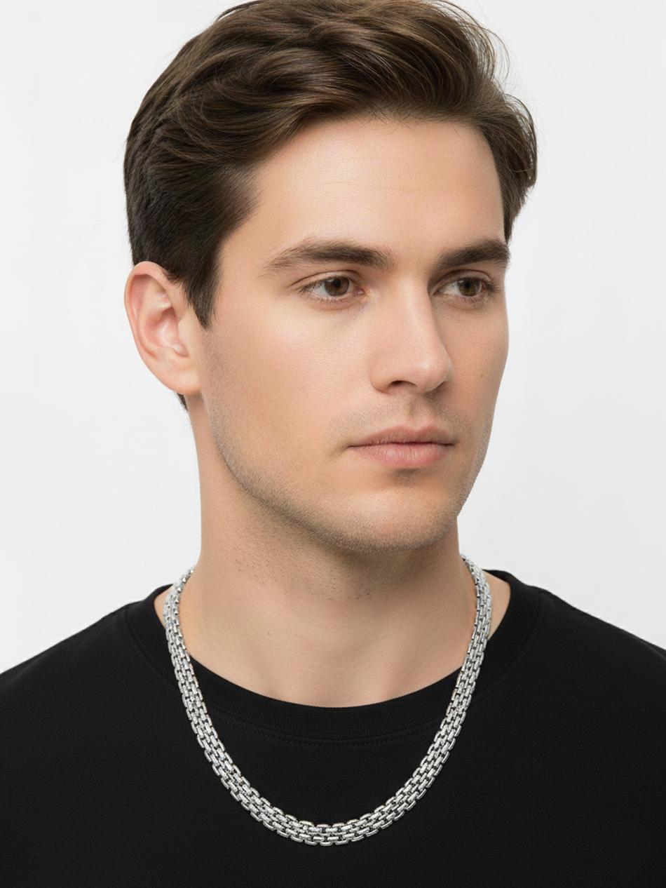 Monaco Brick Chain Link Necklace in Silver